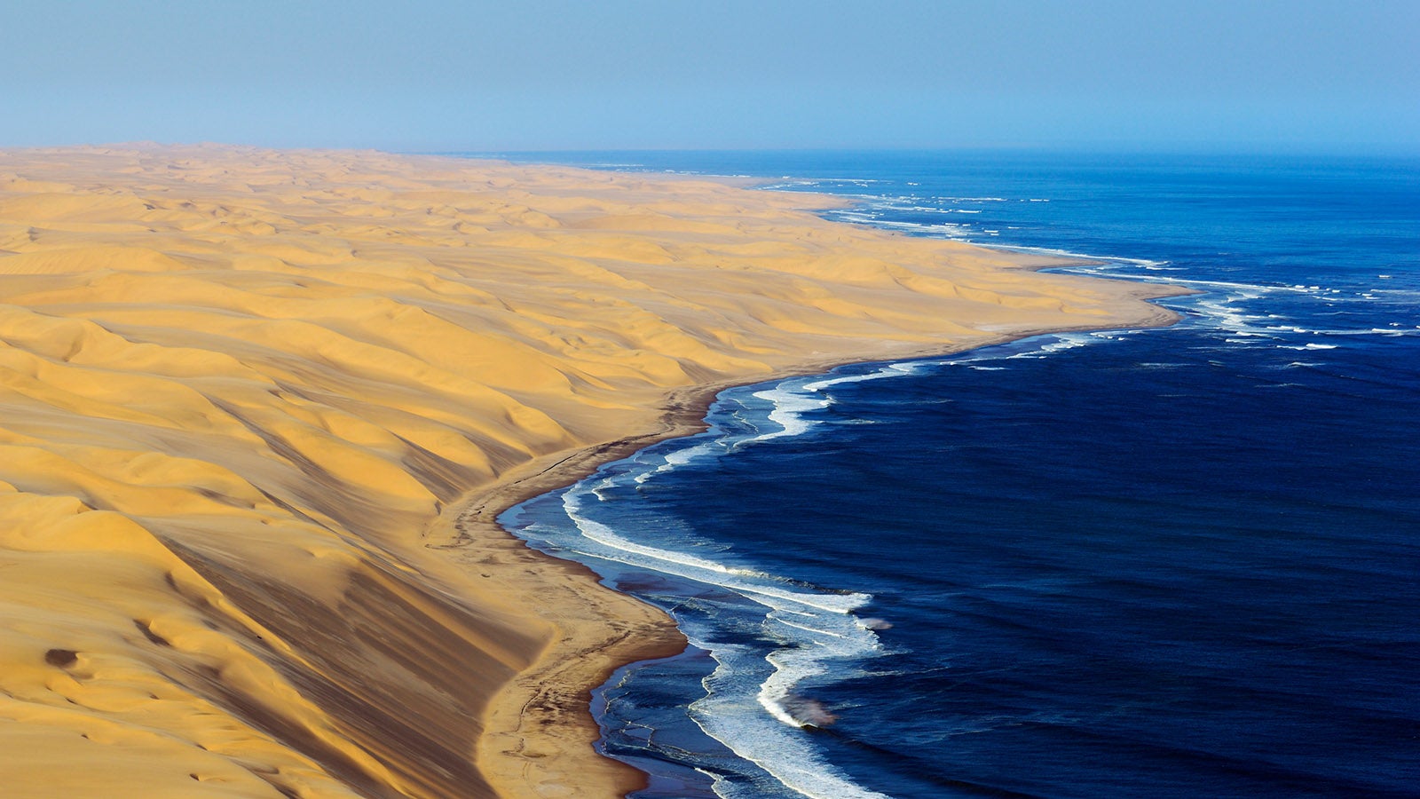 „Ein höllischer Ort“: Hier trifft die Wüste auf das Meer - Videos from The Weather Channel